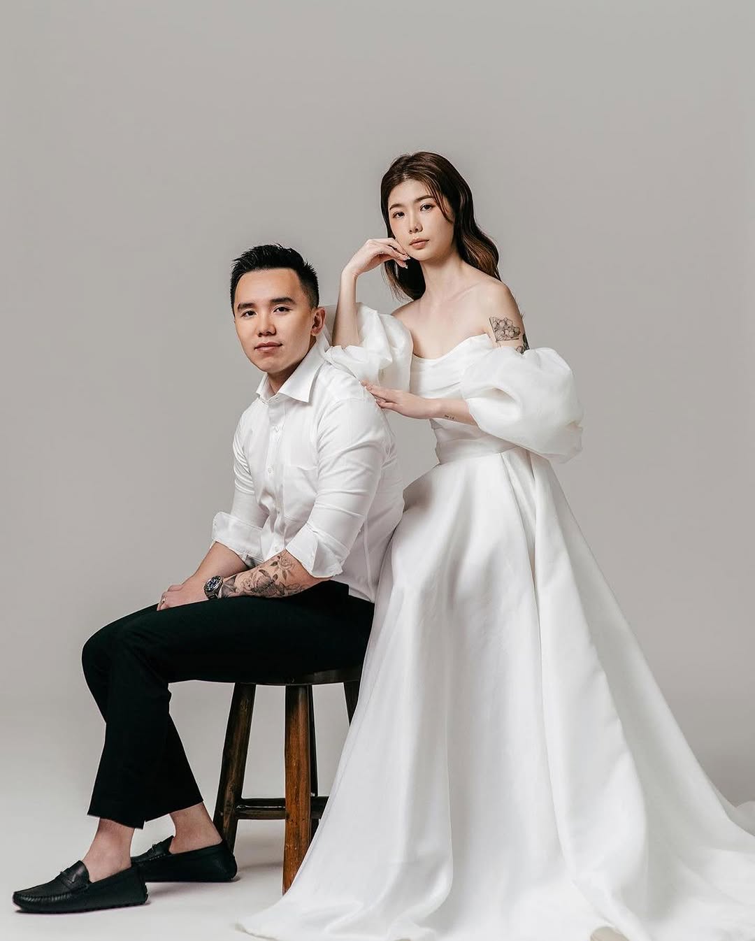 25+ Stylish Couples Wedding Outfit Ideas for a Perfectly