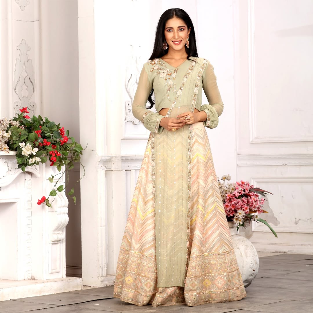 45+ Afternoon Tea Outfit Ideas for a Chic and Elegant Look