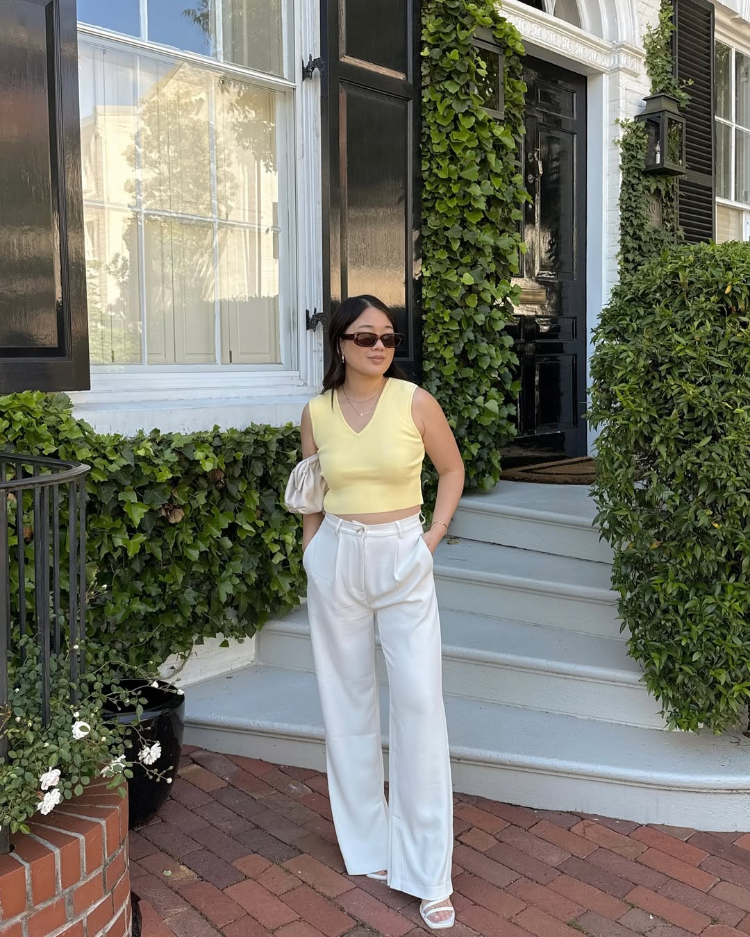 33+ Yellow Crop Top Outfit Ideas to Try This Season